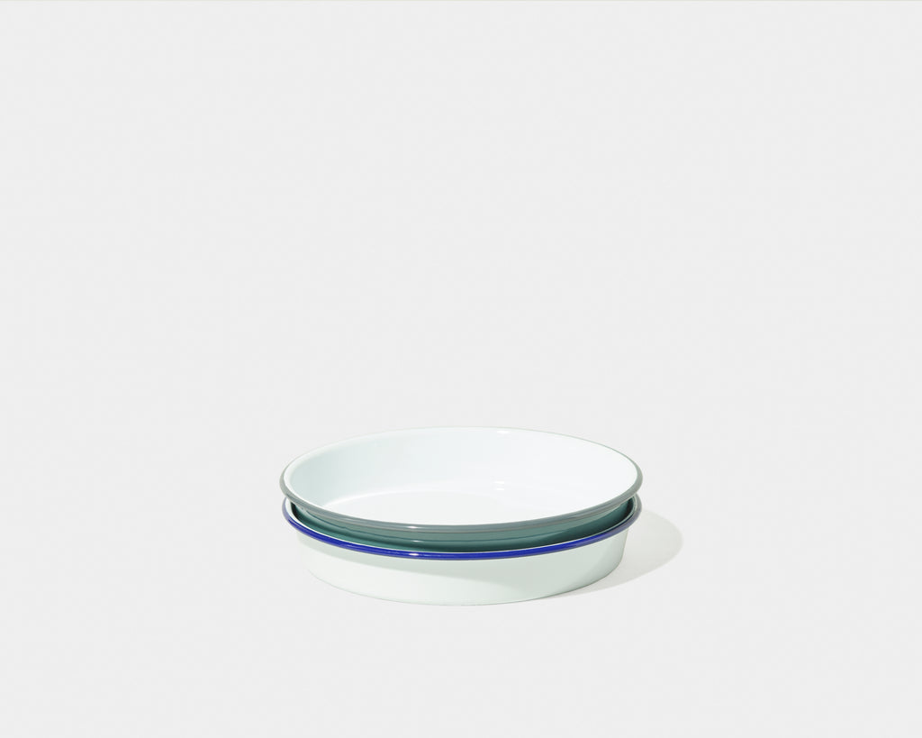 Cake Tin — Falcon Enamelware